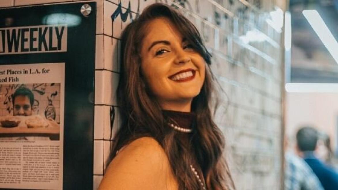 PODCAST: FROM ACTING TO SAVAGELY ROASTING EVERYONE W/ ALLISON WOJTOWECZ ...